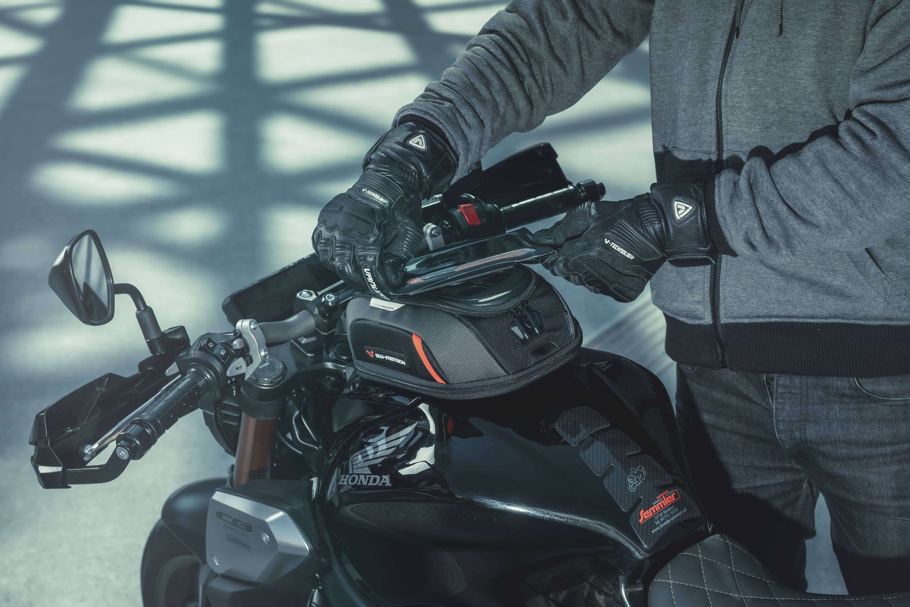 PRO tank ring and tank bags from SW-MOTECH